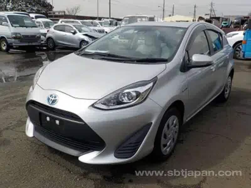 Toyota Aqua L Hybrid Car Like New